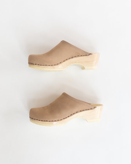 Clogs from Indie Boutiques | Garmentory