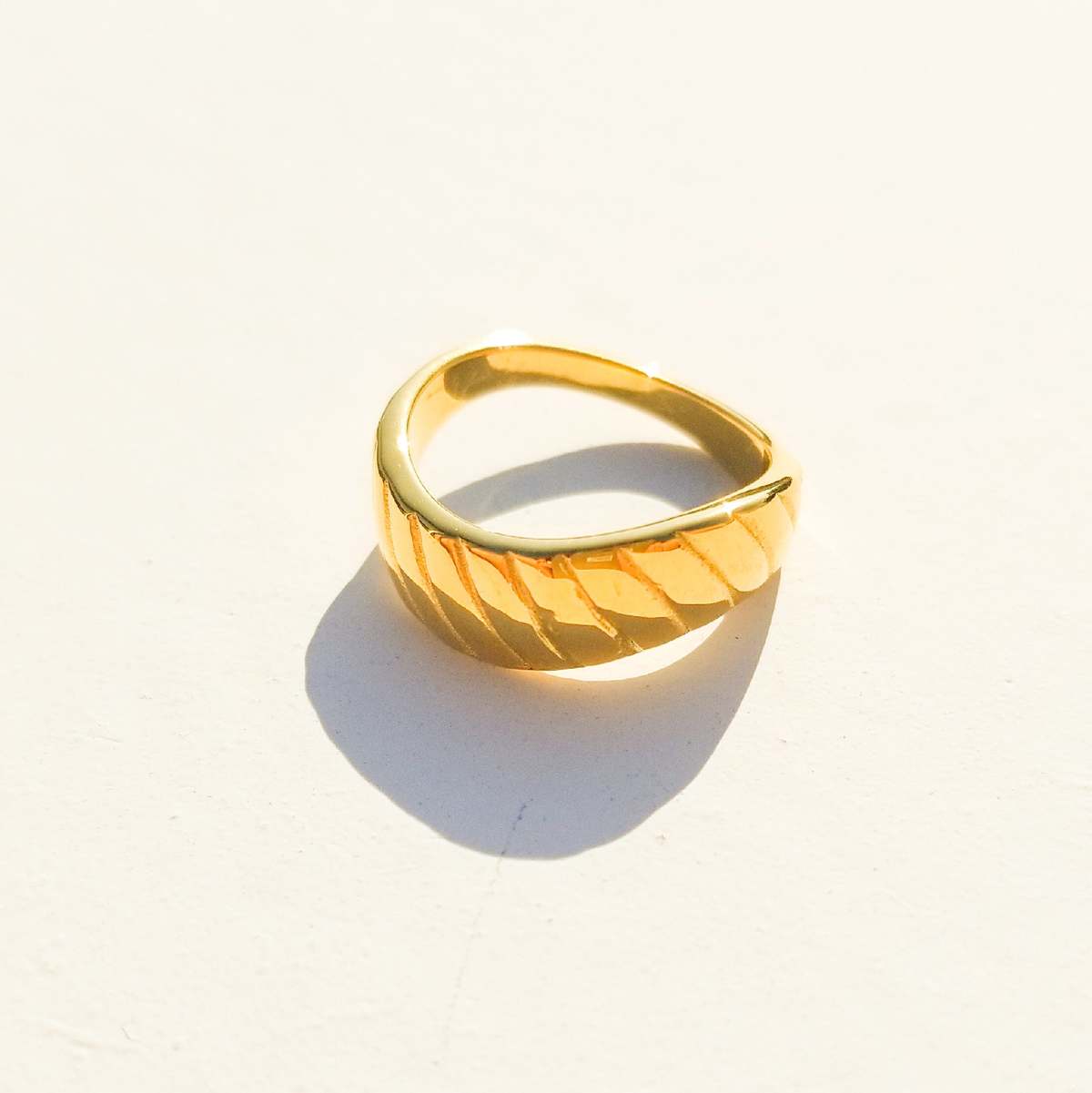 MATTER MATTERS Warp Ring - Gold | Garmentory