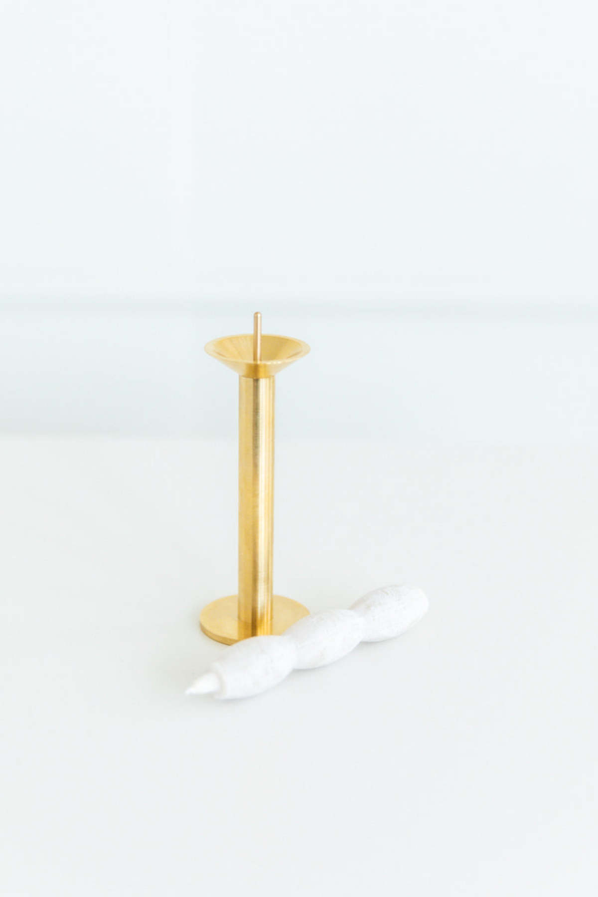 Takazawa BRASS CANDLE STAND - Gold | Garmentory